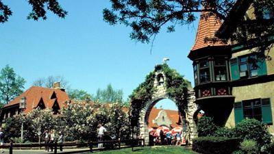 Busch Family Estate opens for weddings, events - St. Louis Business Journal