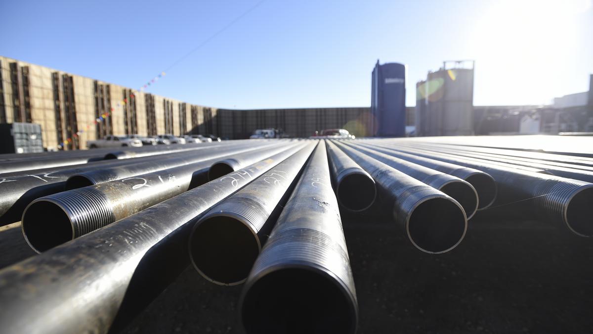 Occidental seeks approval for 200-well Colorado oil drilling project ...