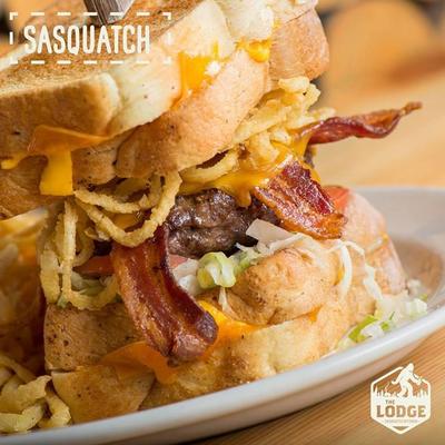 All about the Sasquatch that Jared Allen ate and Taj Gibson's king ...