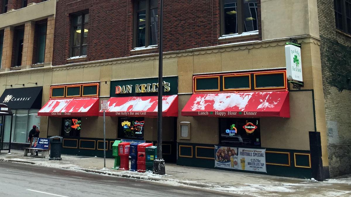 Dan Kelly's reopens under Republic owners - Minneapolis / St. Paul ...