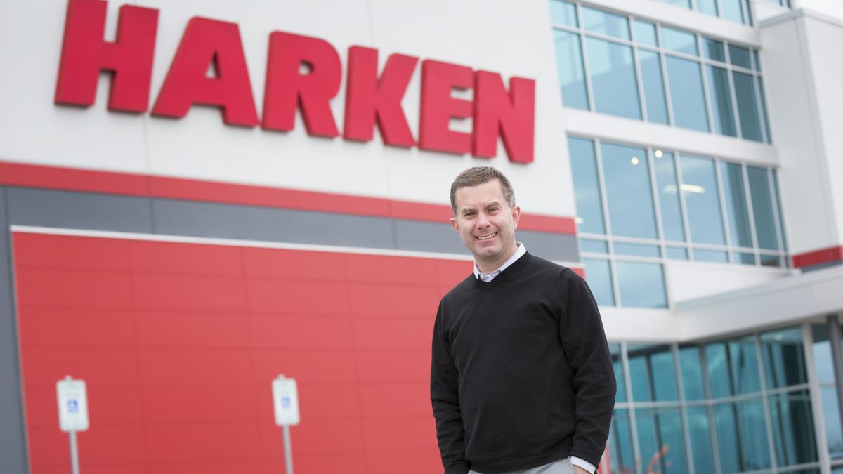 Love of sailing steered Harken CEO to port: Bill Goggins - Milwaukee ...