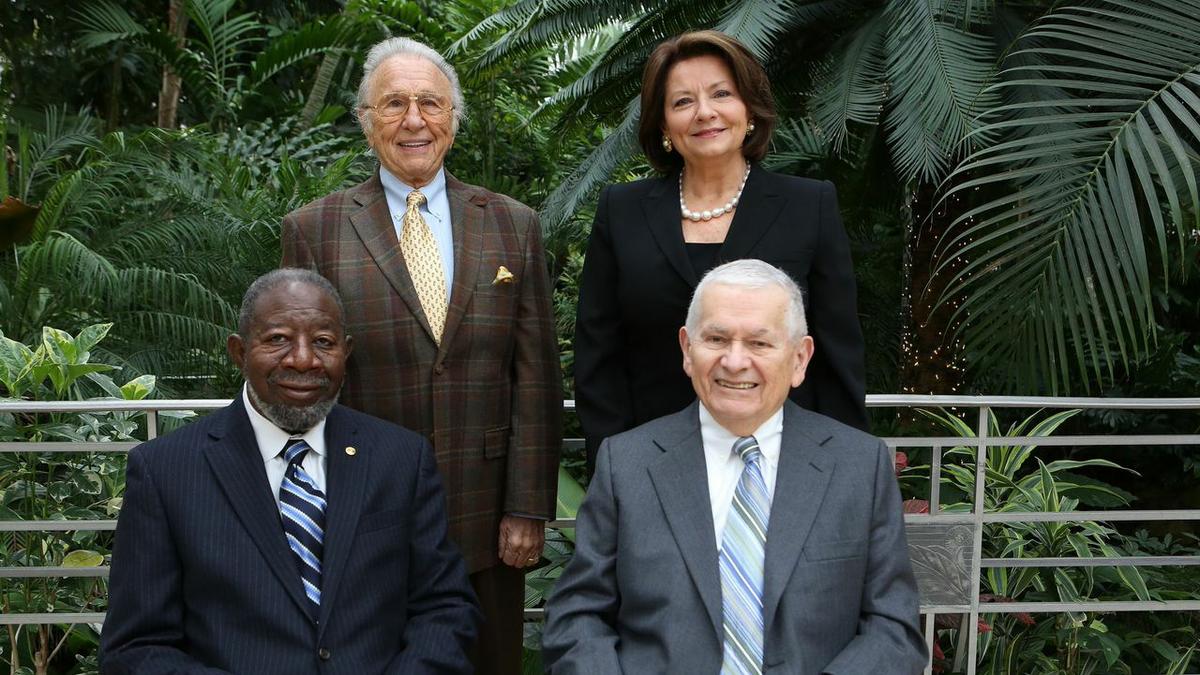 Here are the 2015 Greatest Living Cincinnatians - Cincinnati Business ...