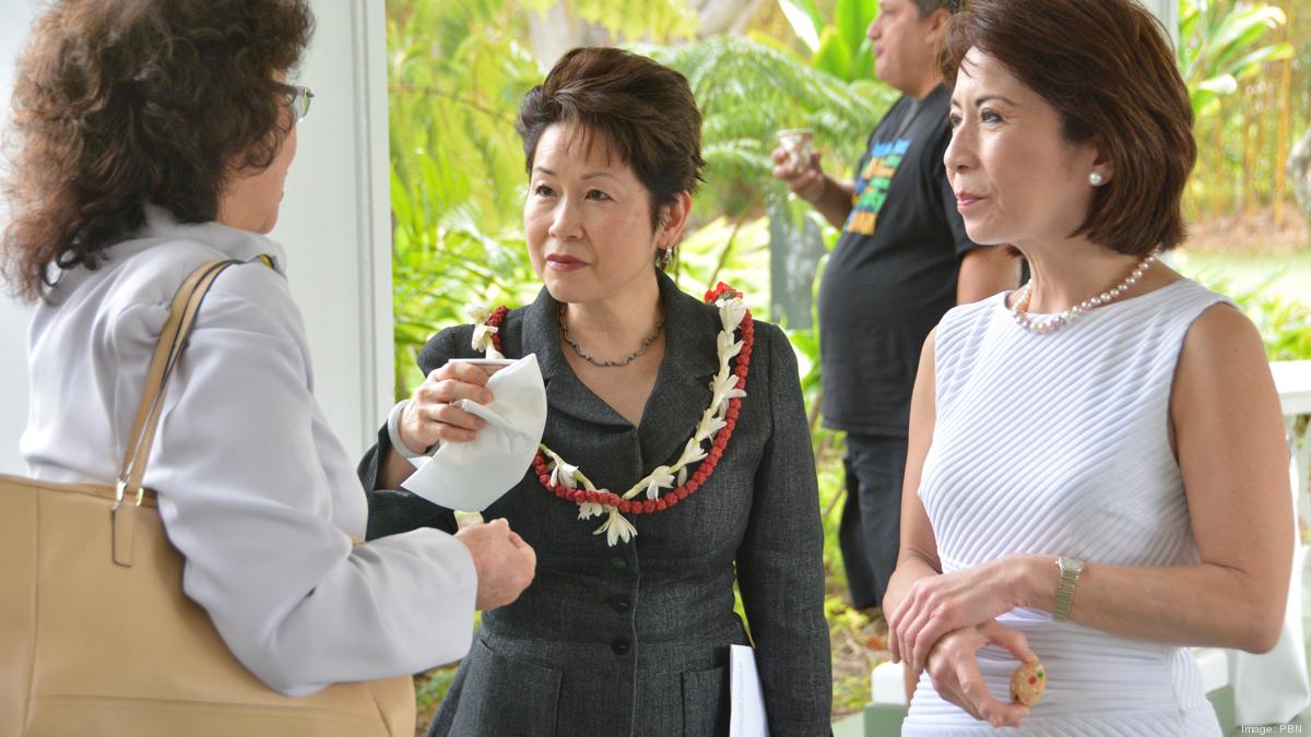 Former Hawaii first lady sells laundry business properties - Pacific ...