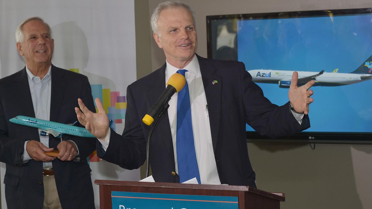 JetBlue founder David Neeleman to launch Moxy Airlines - New York ...