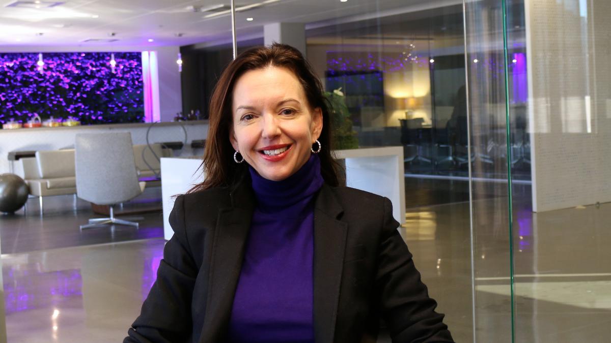 Ed Goldman: Meet Chris Granger's charm offensive: his wife, Jennifer ...