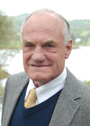 Solar groups call APS plan a tax on sun power - Phoenix Business Journal