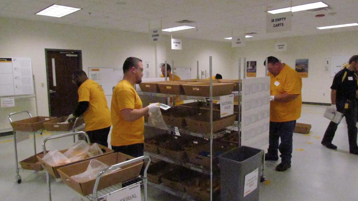 Local Caterpillar site outlines jobs cuts, names Dale Carr new leader ...