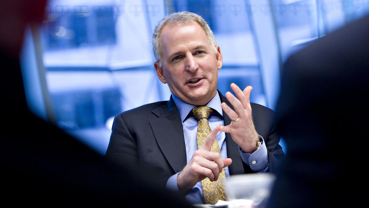 Walgreen CEO Wasson to step down; Alliance Boots chair Pessina to step ...