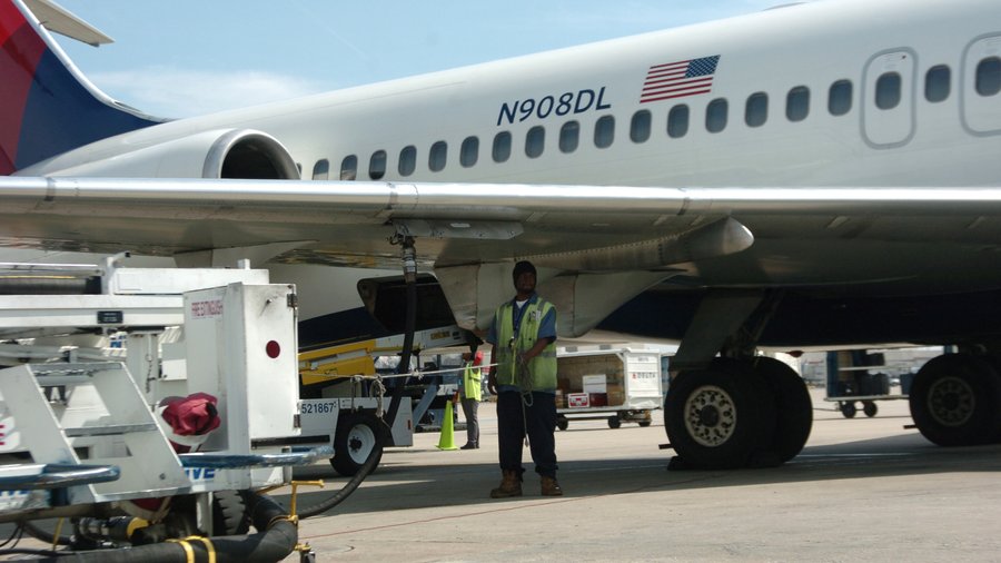 Delta plane refueling BS6