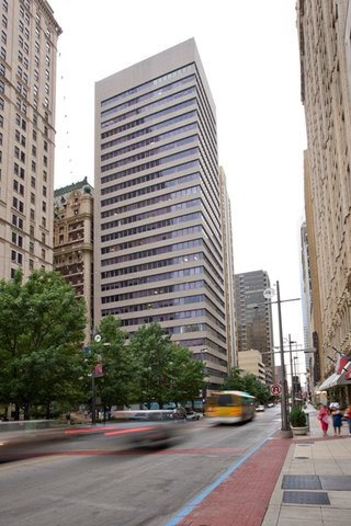 Mike Hoque-led investment firm buys the Adolphus Tower in downtown ...