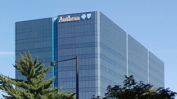 New York firm acquires stake in Wells Fargo Center, Denver's 'Cash ...