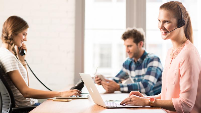 8 Tips for Amazing Customer Service in 2015 - The Business Journals