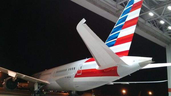 American Airlines' Boeing 787 Dreamliner crosses the Atlantic on it ...