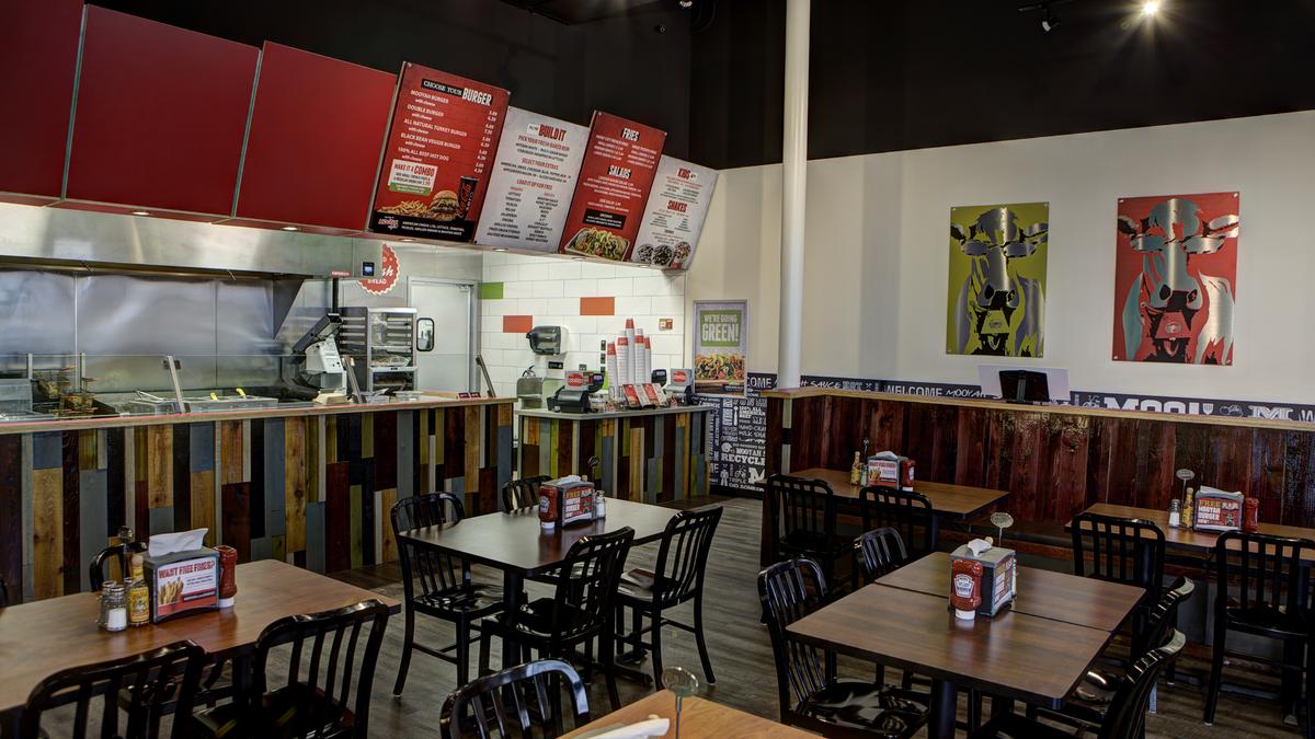 Mooyah Burgers, Fries & Shakes franchisee signs leases in Boca Raton ...