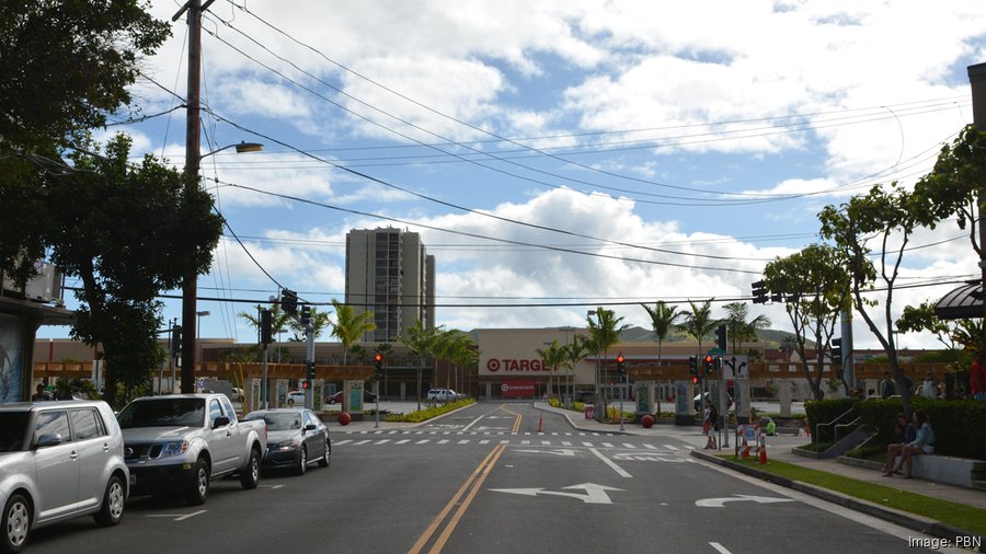Target in Kailua wide shot from street
