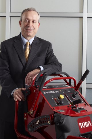 Toro boosts pay for CEO and top executives - Minneapolis / St. Paul ...