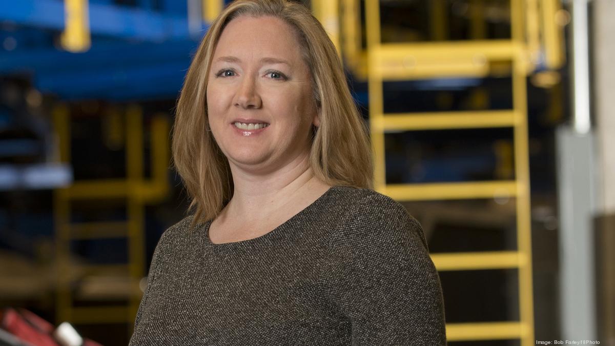 Top 40 Under 40: Kelly Thrasher Fox,Hand Arendall LLC (Video ...