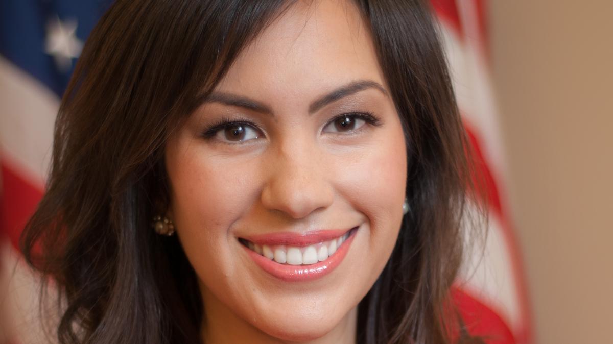 Denver airport names No. 2 leader behind CEO Kim Day - Denver Business ...