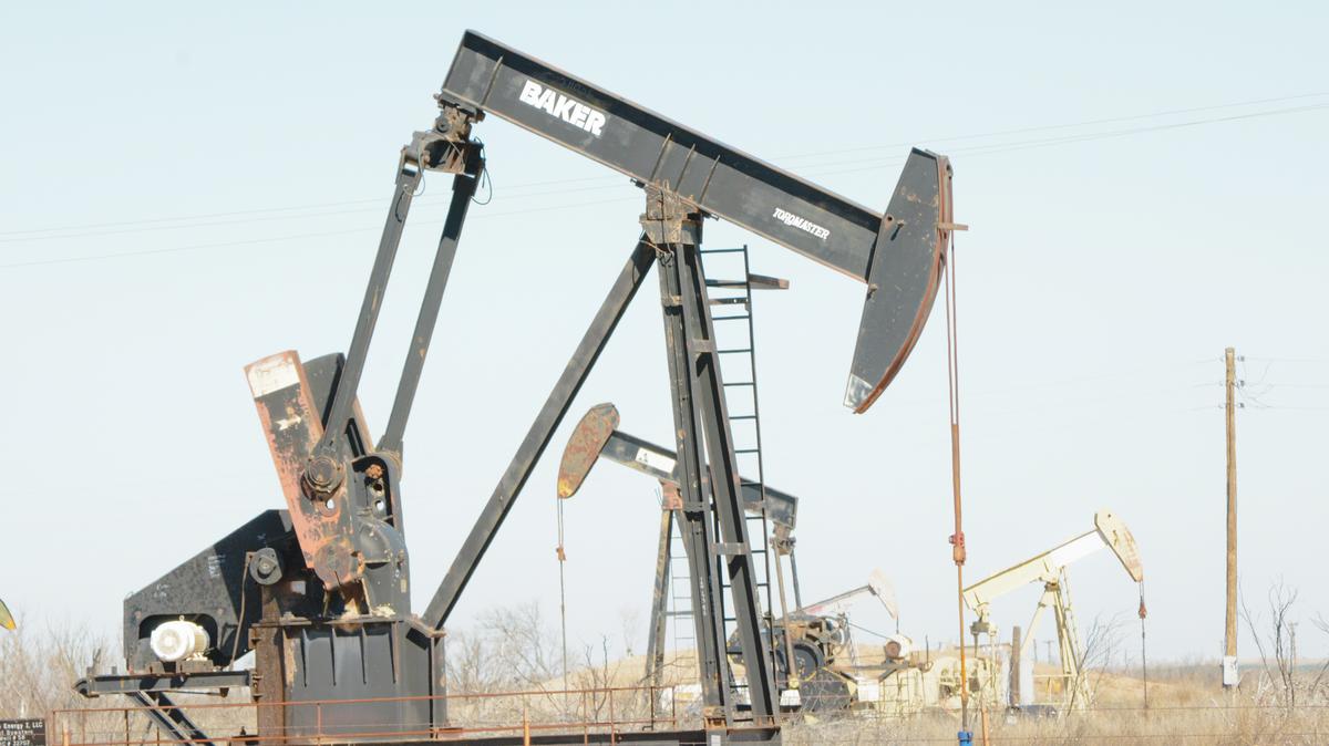 Kansas oil production at record highs, but future concerns persist ...