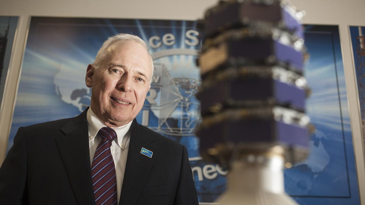 Southwest Research Institute's James Burch receives top NASA award ...