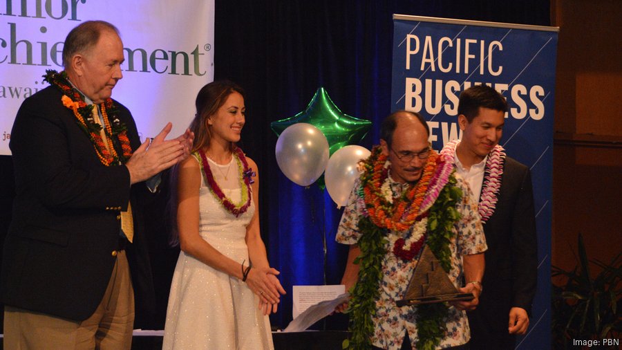 Junior Achievement of Hawaii Kitagawa group shot