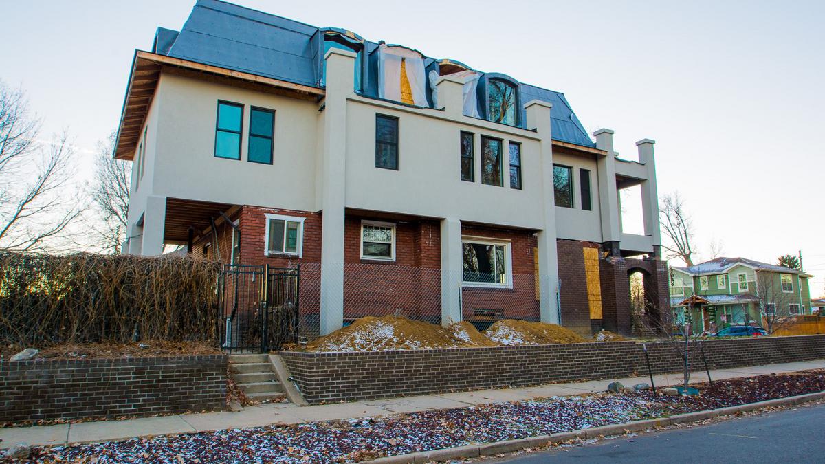 Real estate industry embraces idea of crowdfunding - Denver Business ...