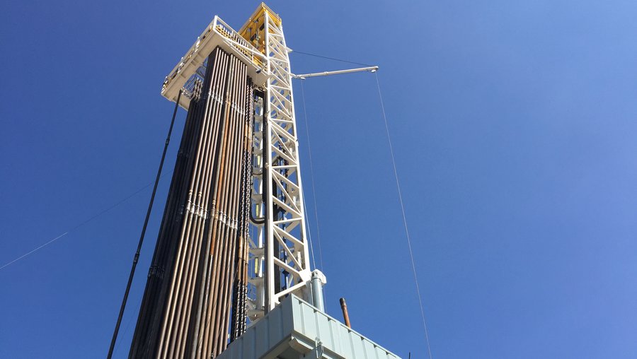 Eagle Ford rig count falls to the 40s amid prolonged oil price downturn ...