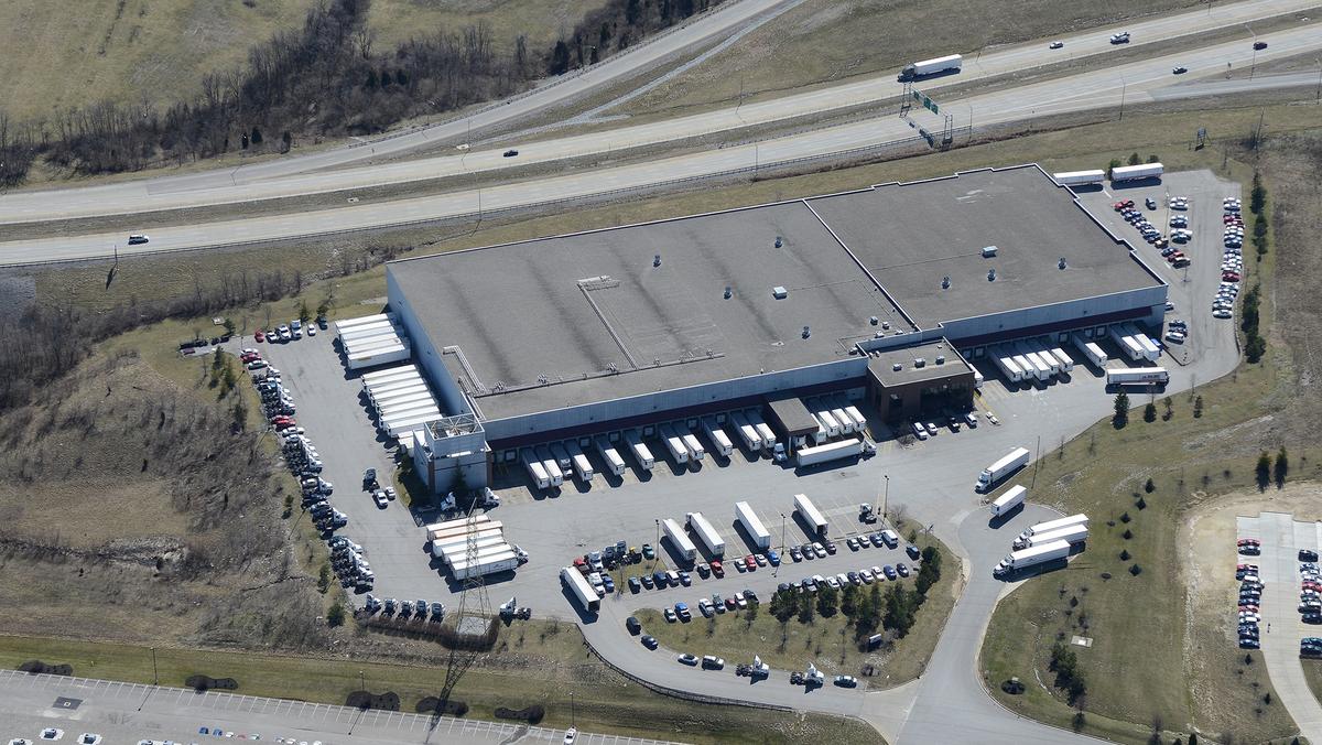 Verst Group signs largest NKY lease deal of 2015 - Cincinnati Business ...