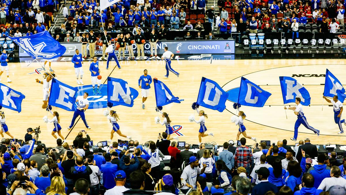 Cary Stemle's live blog from the KFC Yum Center, second-round NCAA ...