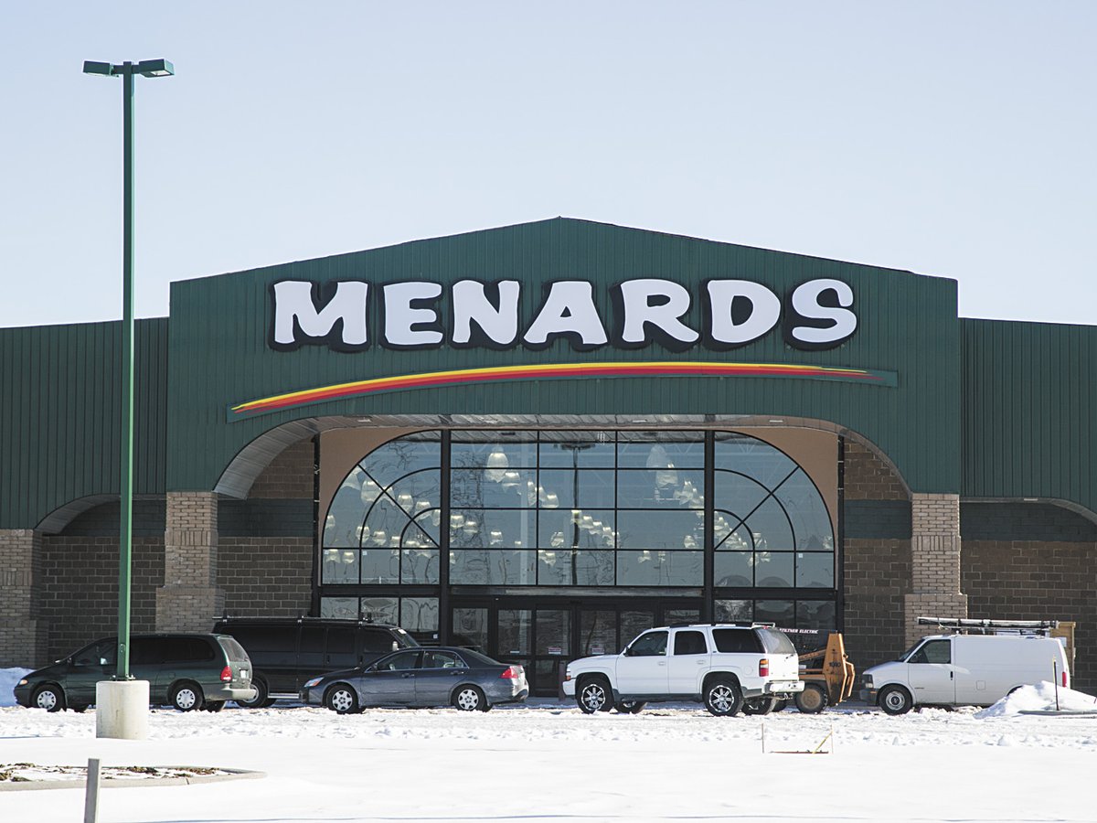 Menards Inacabado