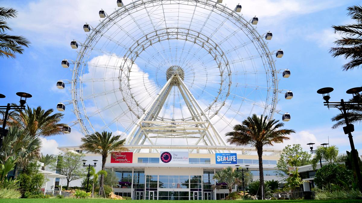 7 things you should know about today, plus Orlando Eye's nice giving ...