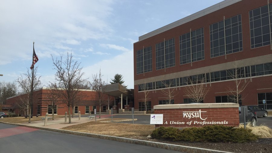 For lease: Offices inside New York State United Teachers headquarters ...