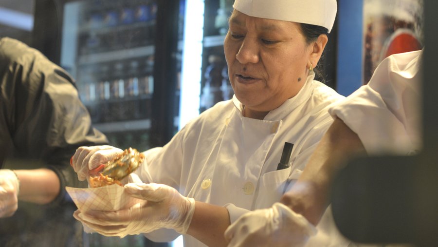 Red Cow and Hot Indian Foods headline new Target Field eats (Photos ...