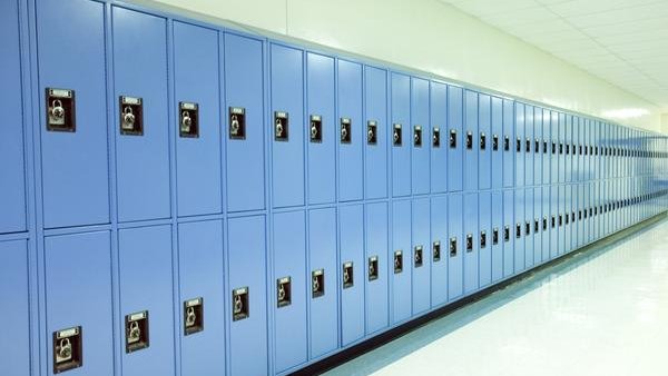 high school lockers*600
