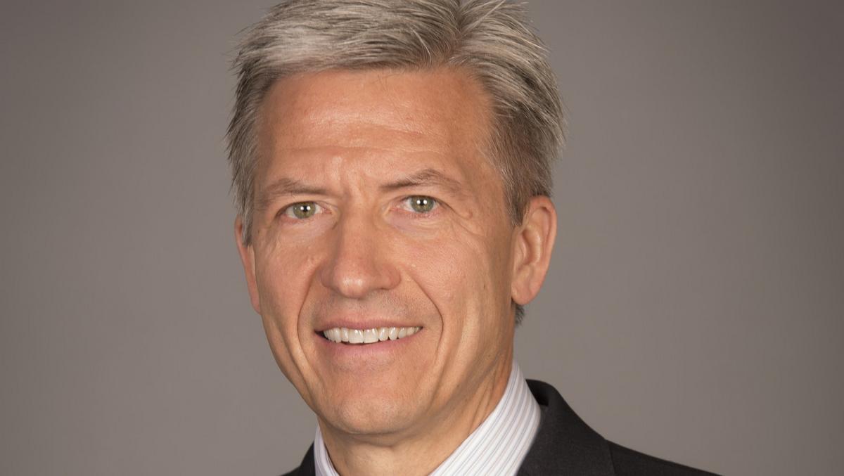 'Billionaire's banker' Byron Trott to speak at June investment ...