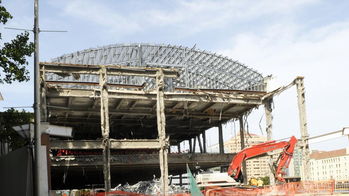 Arena takes shape in three dimensions as steel and concrete work ...