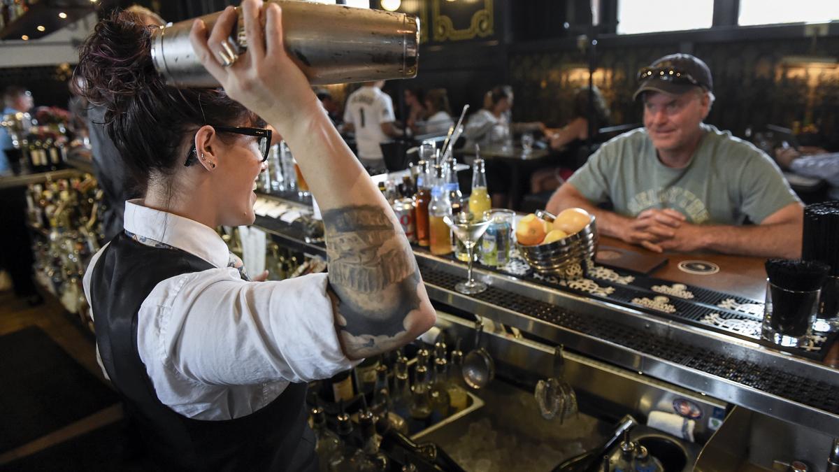 The Terminal Bar: A good, old-fashioned pour (Slideshow) - Denver ...