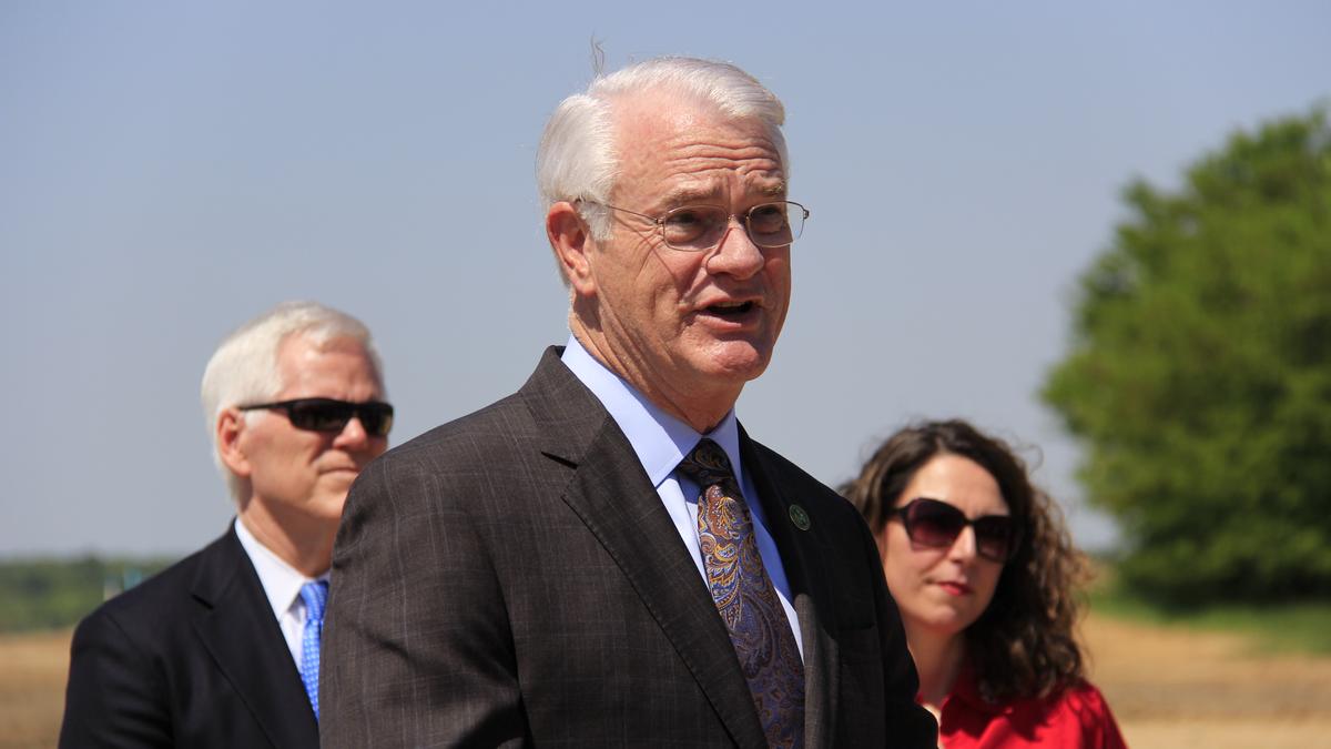 Mayor Mark Luttrell: 8th District congressman needs grasp on 'rural and ...