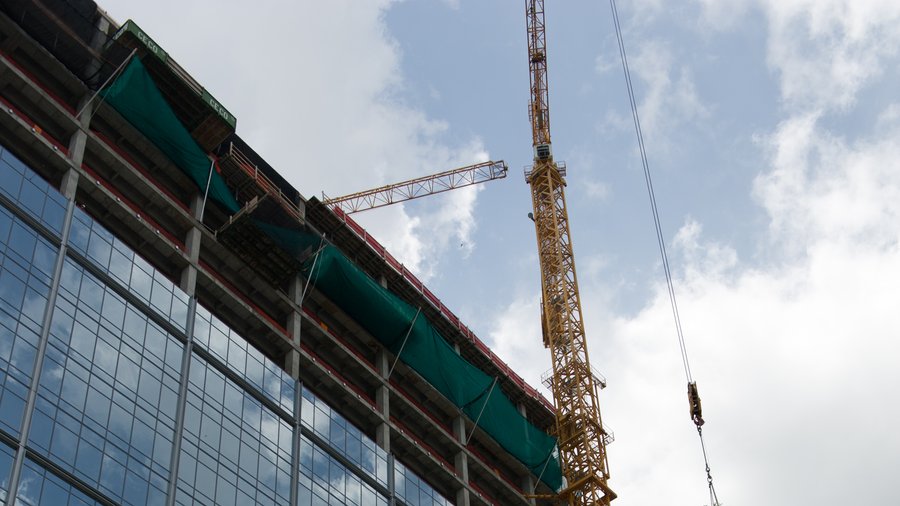 Anadarko tops out second Woodlands office tower - Houston Business Journal