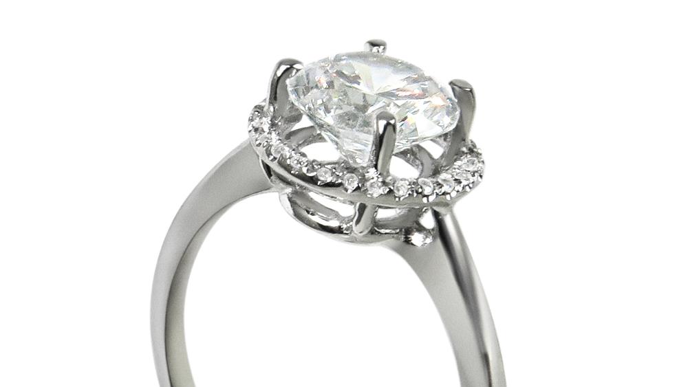 SAY WHAT: Why this recruiter's advice rings hollow with women - Bizwomen