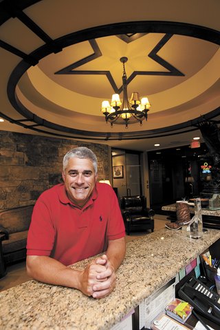 Texas Roadhouse outlines Colosi consulting agreement - Louisville ...