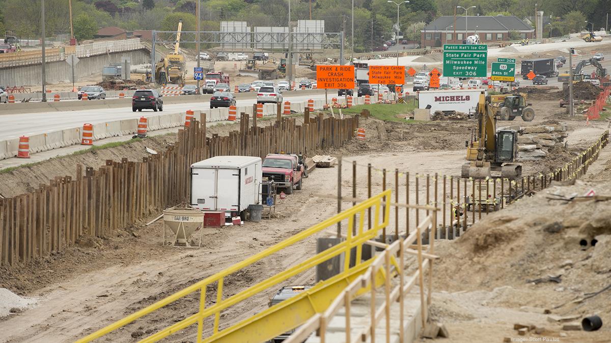 Get an up-close look at massive Zoo Interchange construction ...