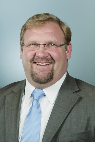 Premier Health hires Dr. Louis Ralofsky as CEO of doctor groups ...