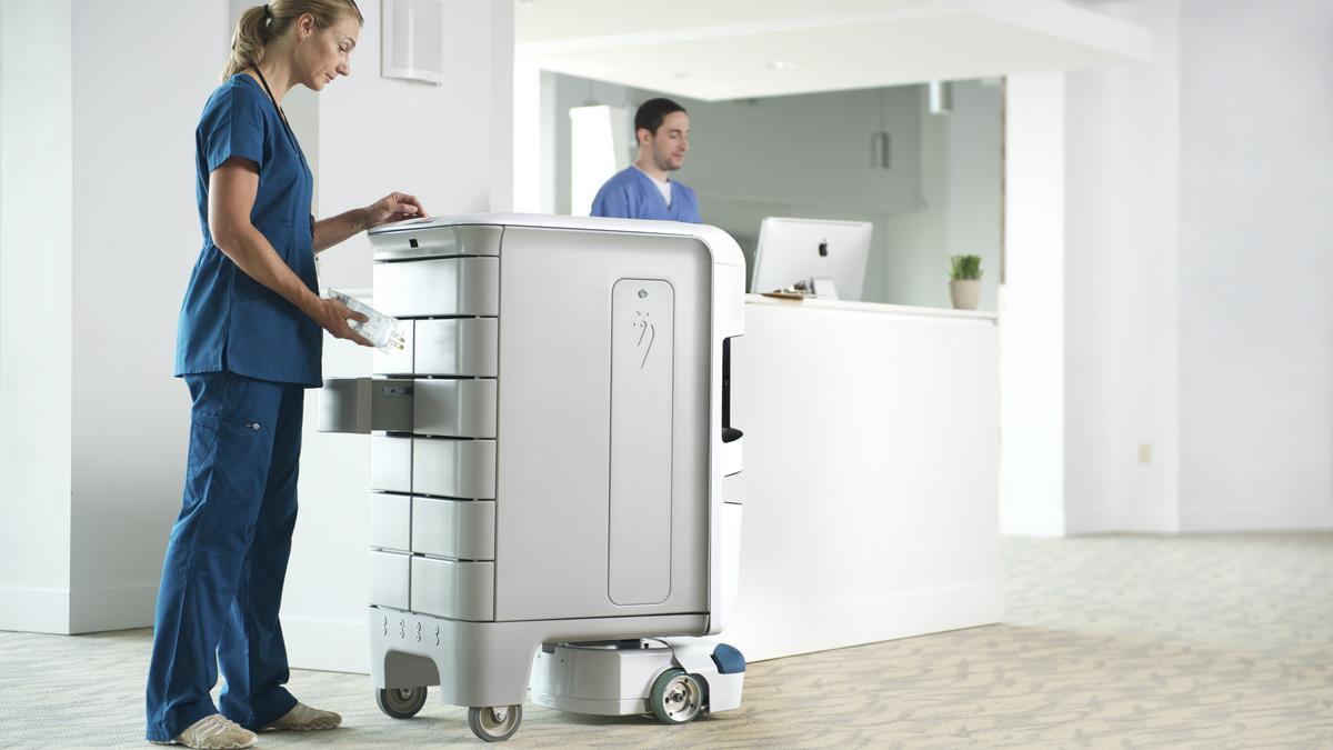 Drug-delivering robot making rounds at St. Elizabeth hospital in Fort ...