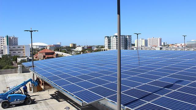 Duke Energy spends $1M on USF solar power project in St. Petersburg ...