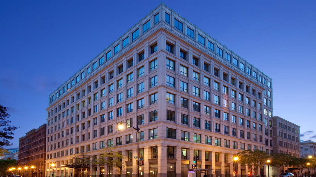 Boston Properties retains DTZ to find buyers for DLA Piper-anchored ...