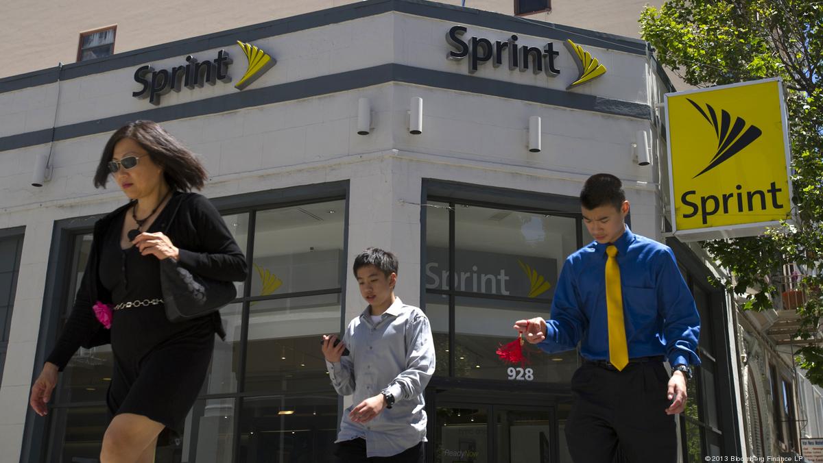 Sprint customer growth prompts hiring of hundreds of reps - Wichita ...