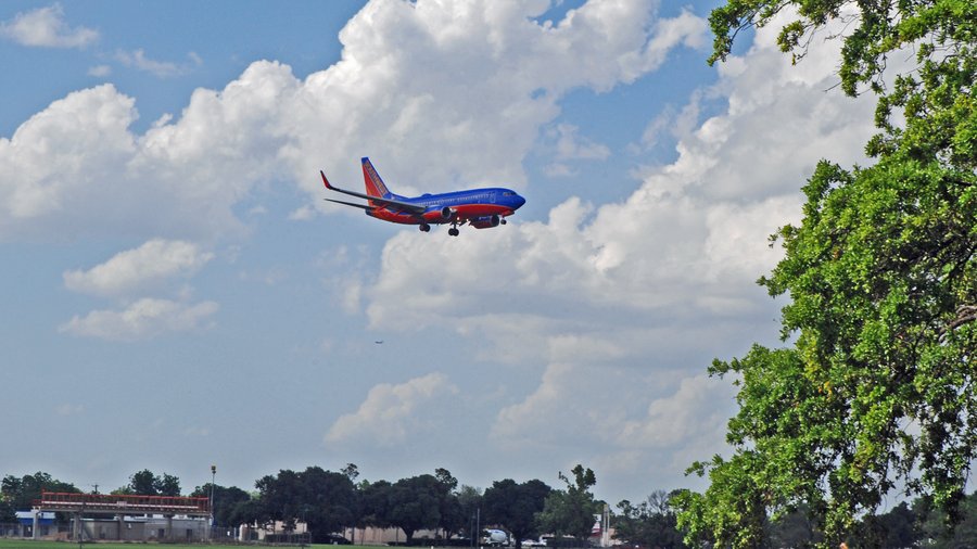 Drone spotted flying near Southwest Airlines 737 as it approached Love ...