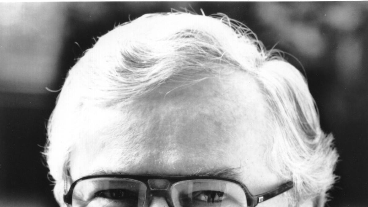 Rev. William Sullivan, former Seattle University president, dies June ...