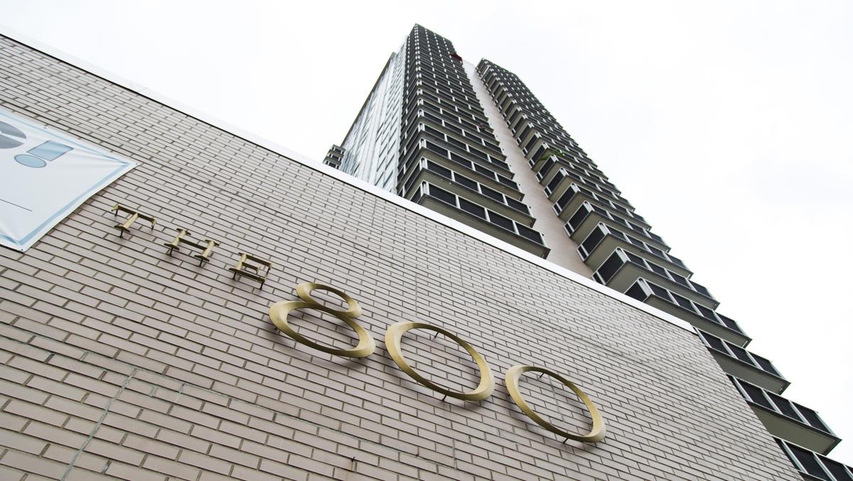 800 Apartments residents won't be displaced during renovations ...